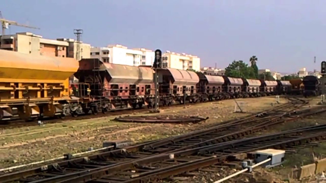 Trains ONCF...Oujda - YouTube
