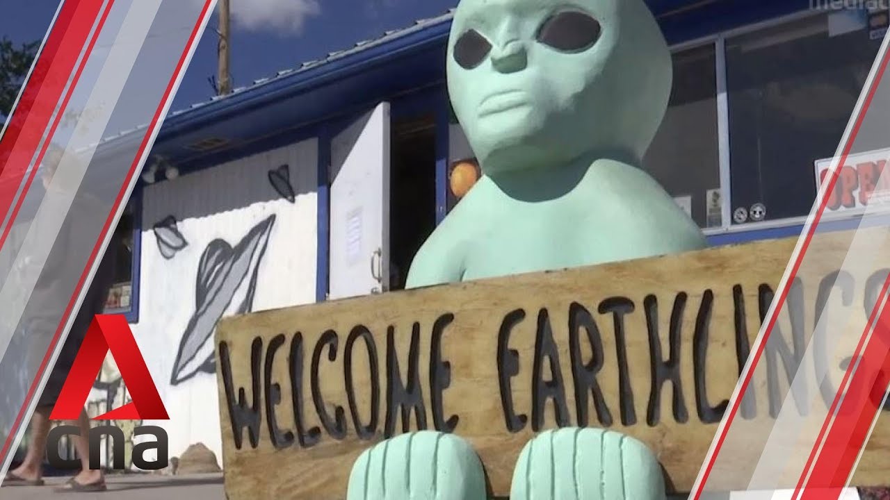Alien enthusiasts head to 'Storm Area 51' event despite warnings - YouTube