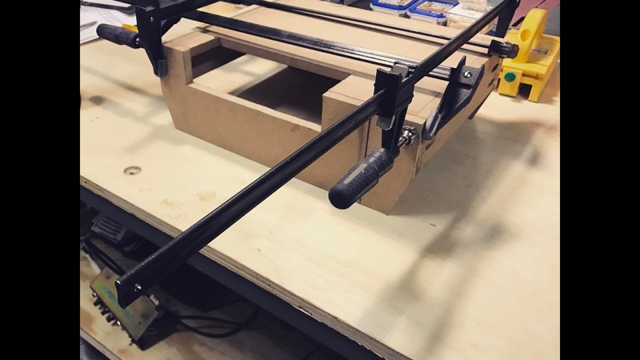 Nintendo NES Guitar Amp Made from Wood - YouTube