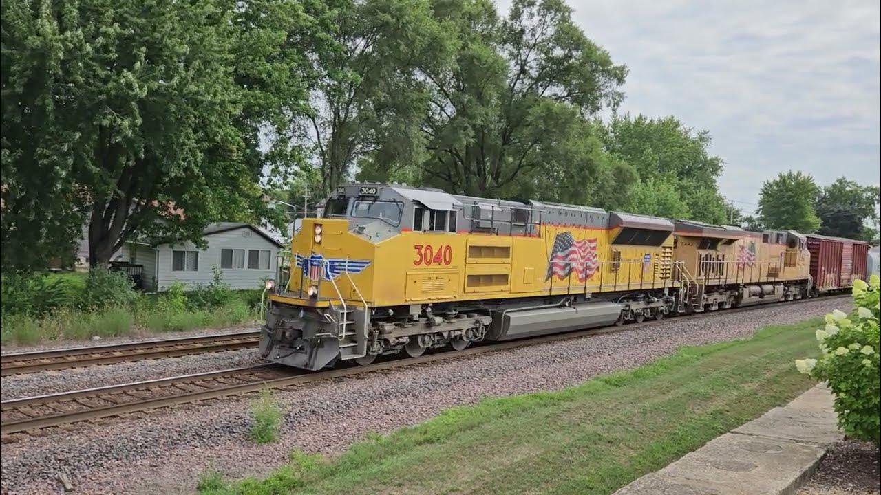 8/4/2023 UP 3040, UP 7442 @TrainswithAndy - YouTube