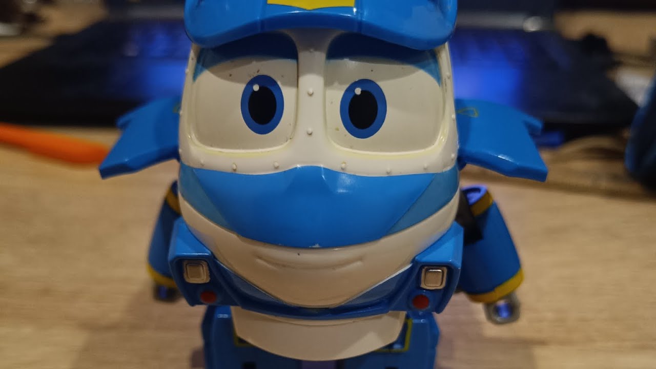 Robot trains - Kay's transformation into the robot (stop motion). - YouTube