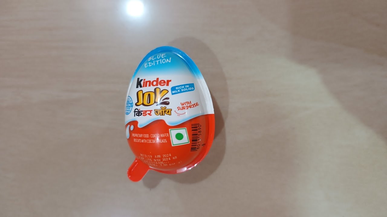 kinder Joy blue edition unboxing. @Sugerrrush - YouTube