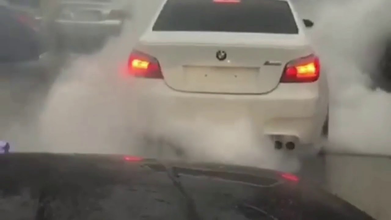 Bmw M5 E60 - Insane Burnout - YouTube