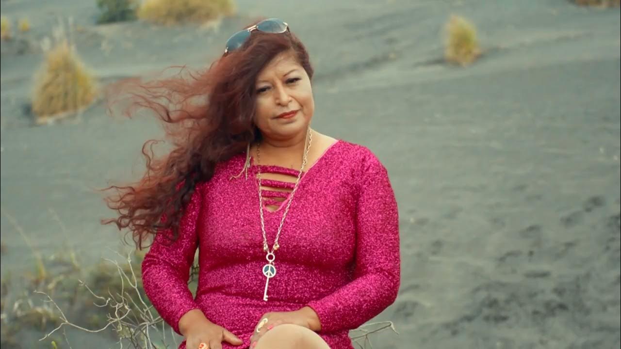 LA SENSUAL JANNETH VIDEO OFICIAL MARIPOSITA - YouTube