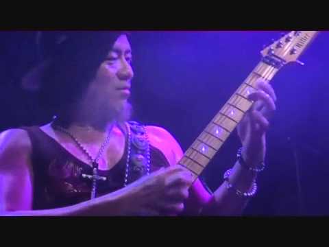 Loudness Akira solo Exploder - YouTube