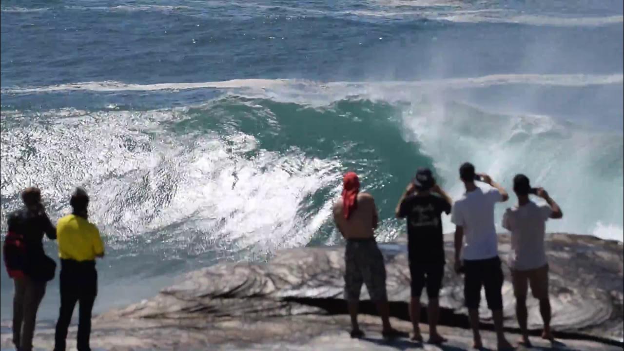 Jughead Allport riding Cape Solander on a 5'4" Wiz Fish - YouTube