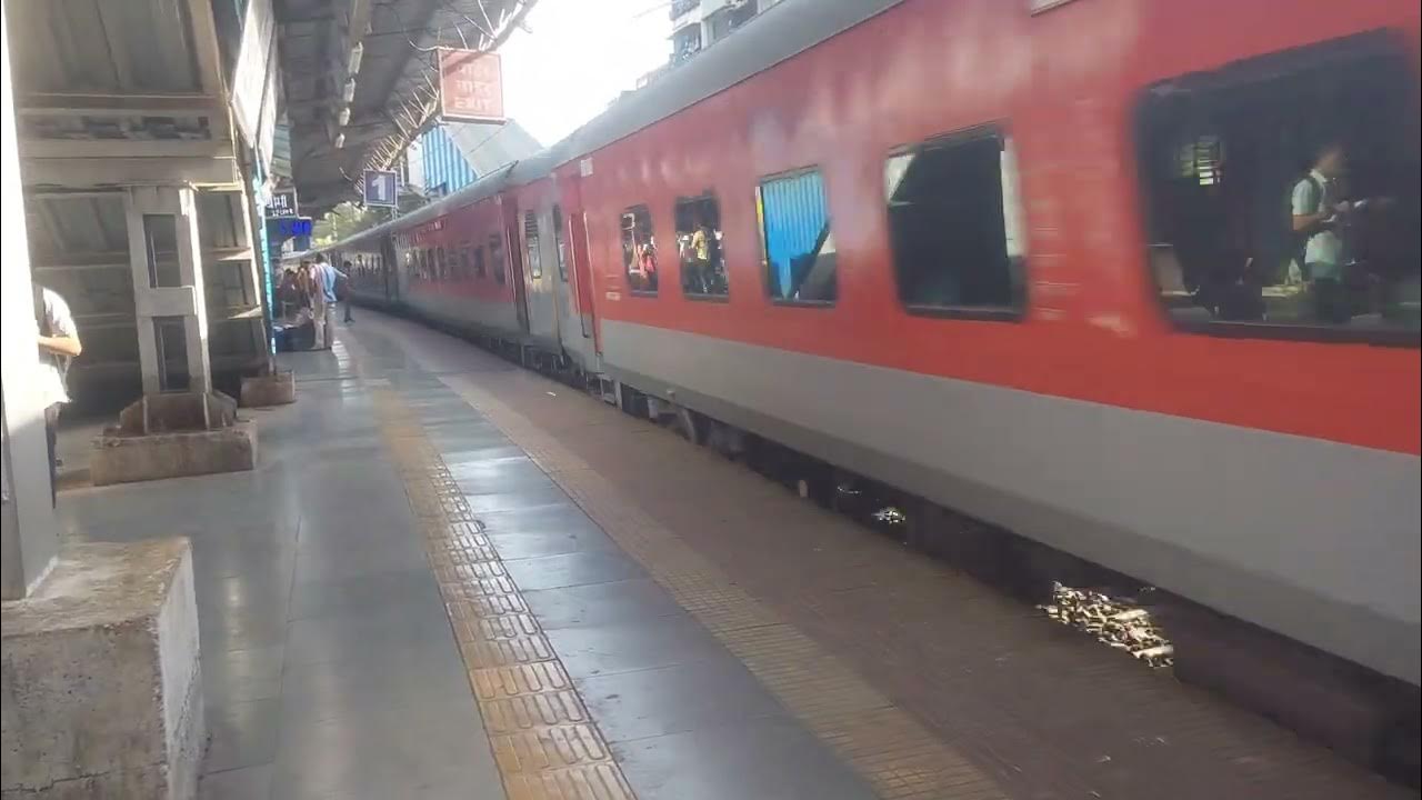22221 mumbai CSMT-hazrat Nizamuddin Rajdhani Express Skip In Titvala Station#Indian Railway ...