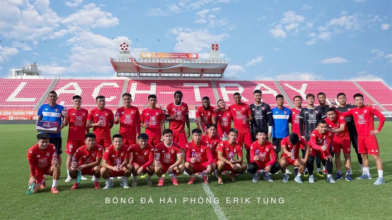 Lucao, Mark Huynh & CLB Hải Phòng có buổi tập chiều Chủ Nhật tại thánh ...