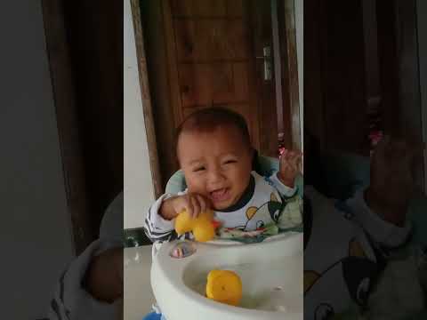 Sukma ruhdin si ganteng mungil