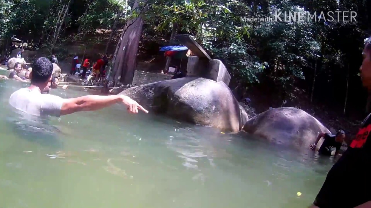 Sunday Ride + waterfall Kalumpang + GMC Crew - YouTube