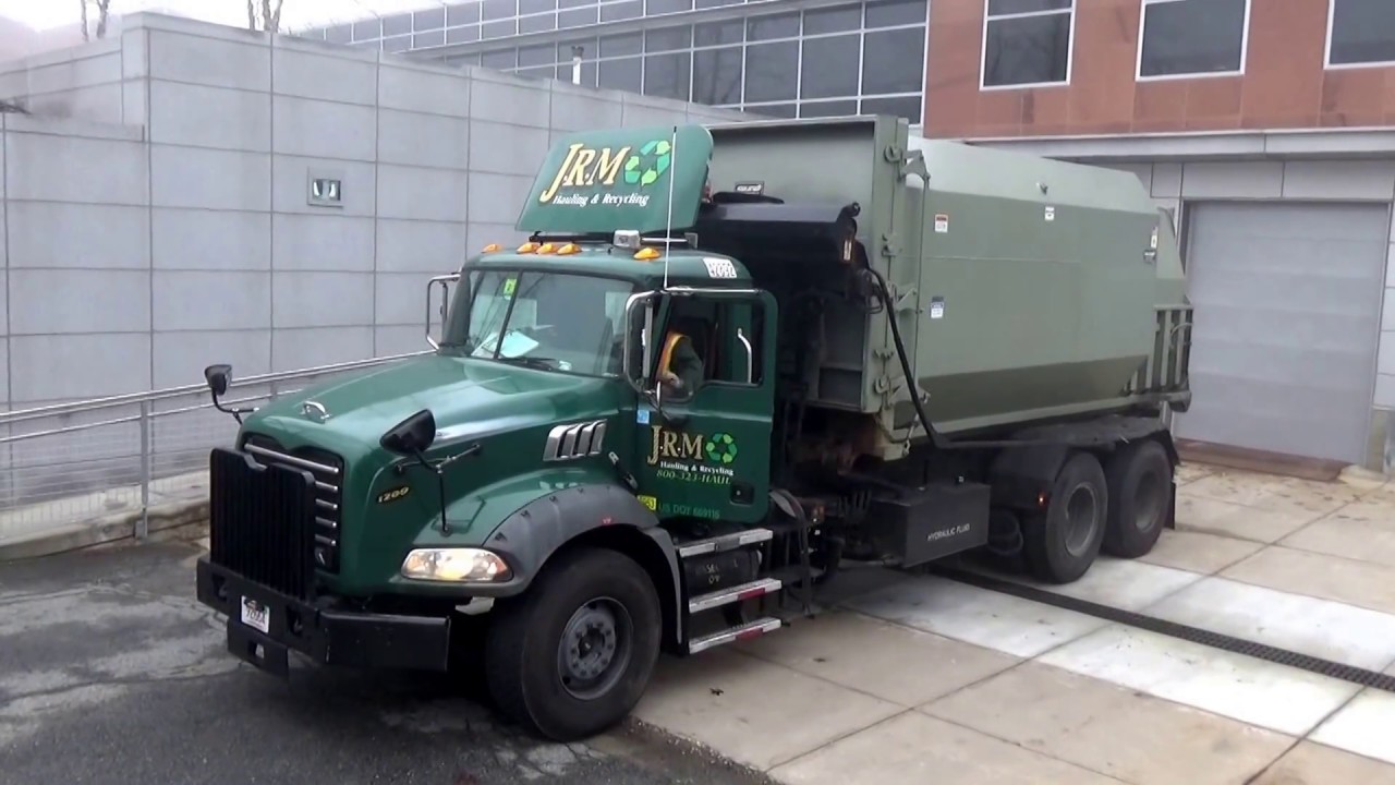 J.R.M Hauling & Recycling 1209 ~ Ex DSNY Mack Granite GU813 American ...