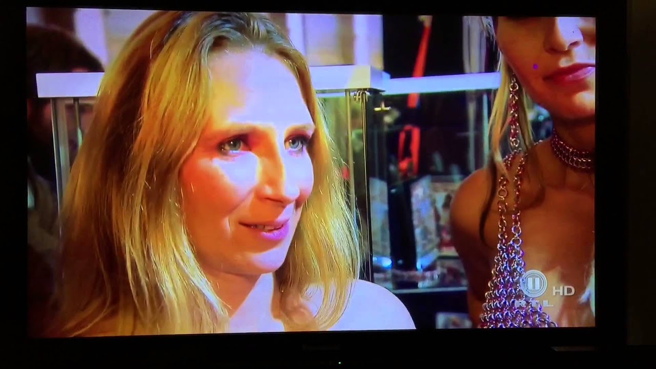 Was bedeutet eigentlich MILF? (Venus Erotik-Messe) - YouTube