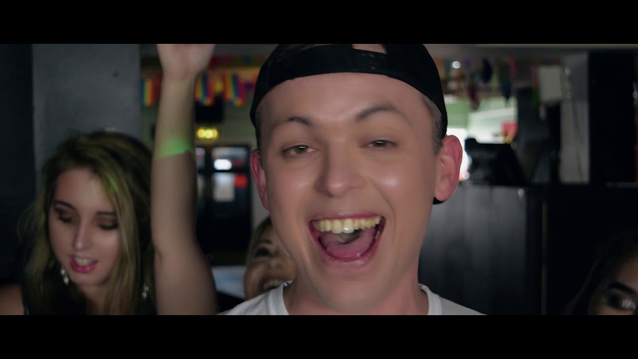 Andy Holloway Sing it with me (official music video) - YouTube