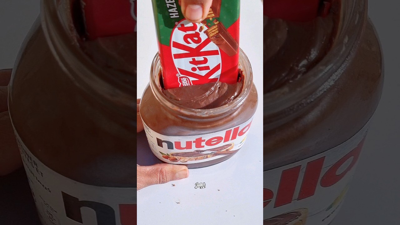 Nutella & KitKat Dipping Chocolate | Satisfying - YouTube