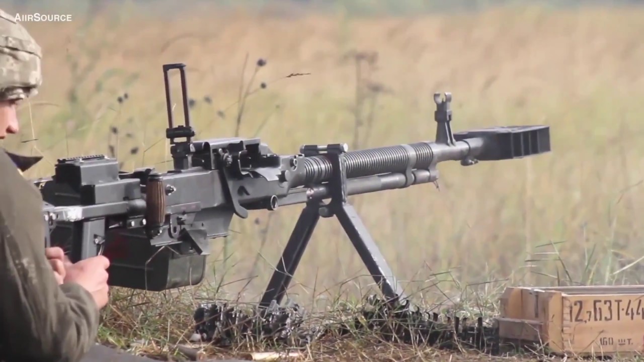 Ukrainians Using The Soviet Dashka Heavy Machine Gun - YouTube