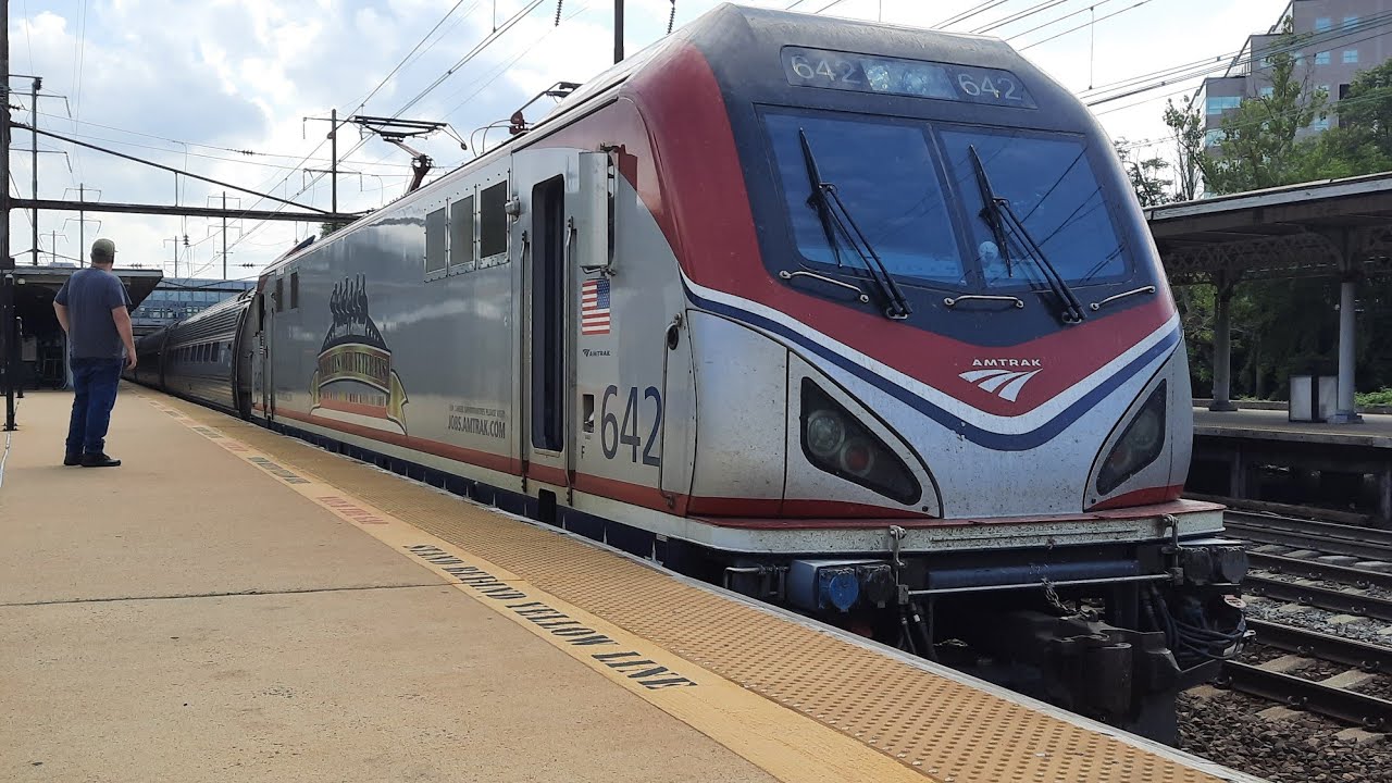 Amtrak Siemens ACS-64 Sprinter #642 Veterans livery departing Trenton ...