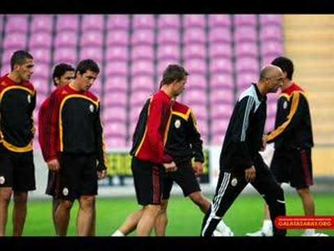 ÇILDIRIN ÇILDIRIN GALATASARAYIN YENİ MARŞI ULTRASLAN