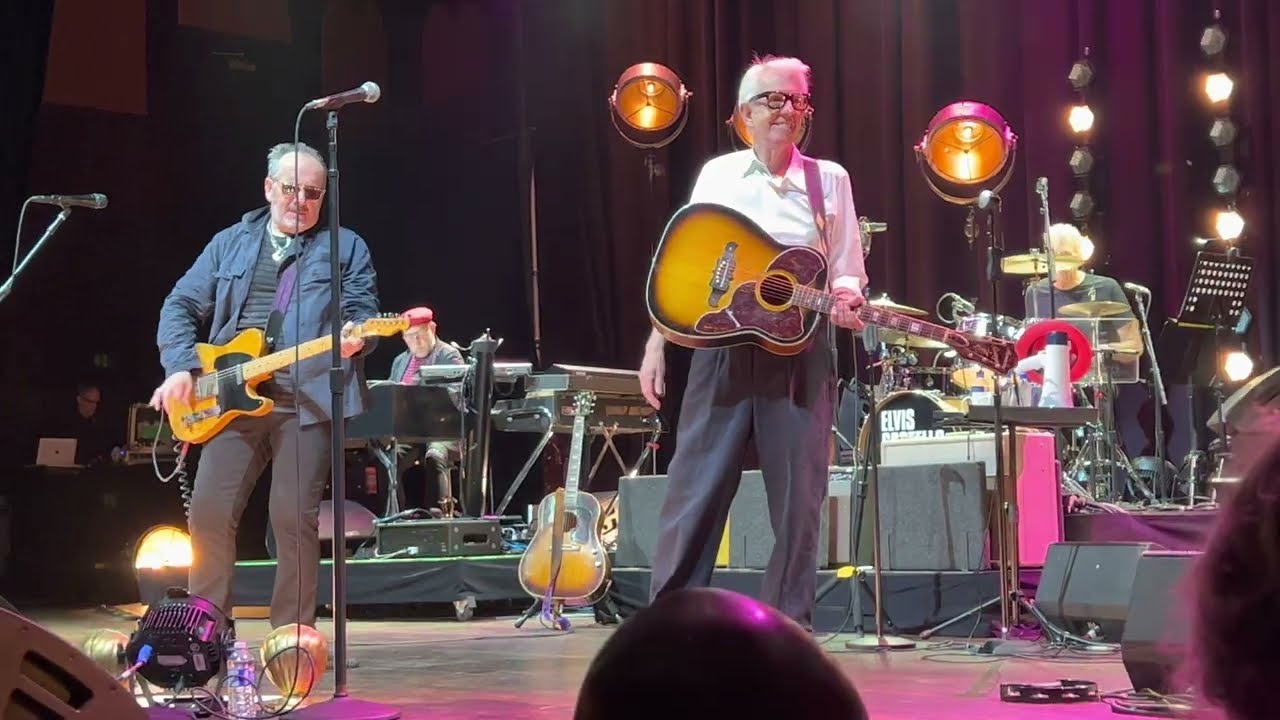 Elvis Costello & Nick Lowe - Peace, Love And Understanding (Toronto ...