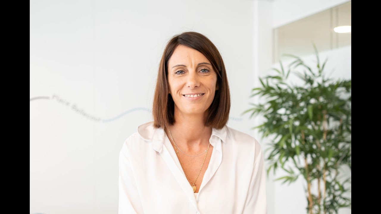 Découvrez Magali, responsable de centre à Sophia-Antipolis - YouTube