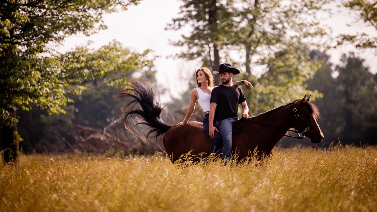 Josh & Reagan | Bambino International | Engagement | Farmersville, Ohio ...