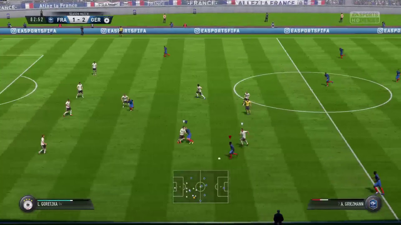 JUGANDO FIFA CON MI AMIGO! - YouTube