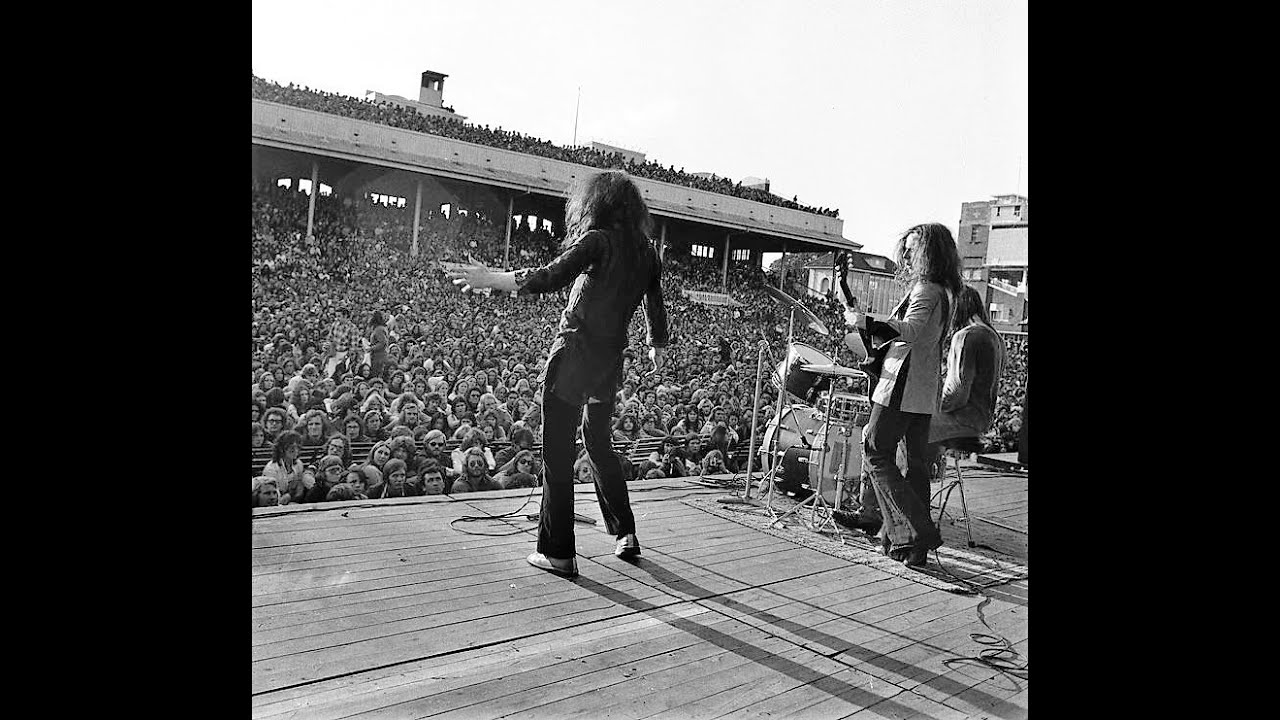 FREE LIVE RANDWICK SYDNEY 1971 - ALL RIGHT NOW - YouTube