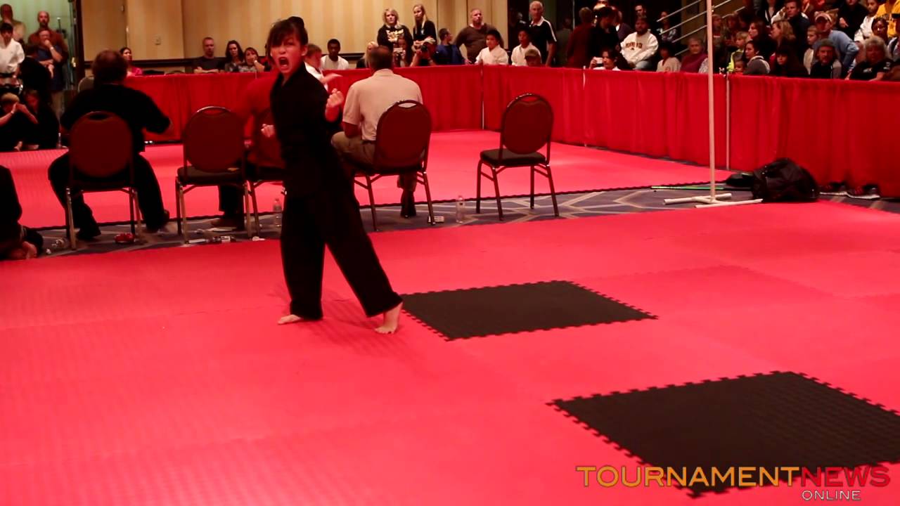 Emma Teo Musical Forms at Diamond Nationals 2013 - YouTube