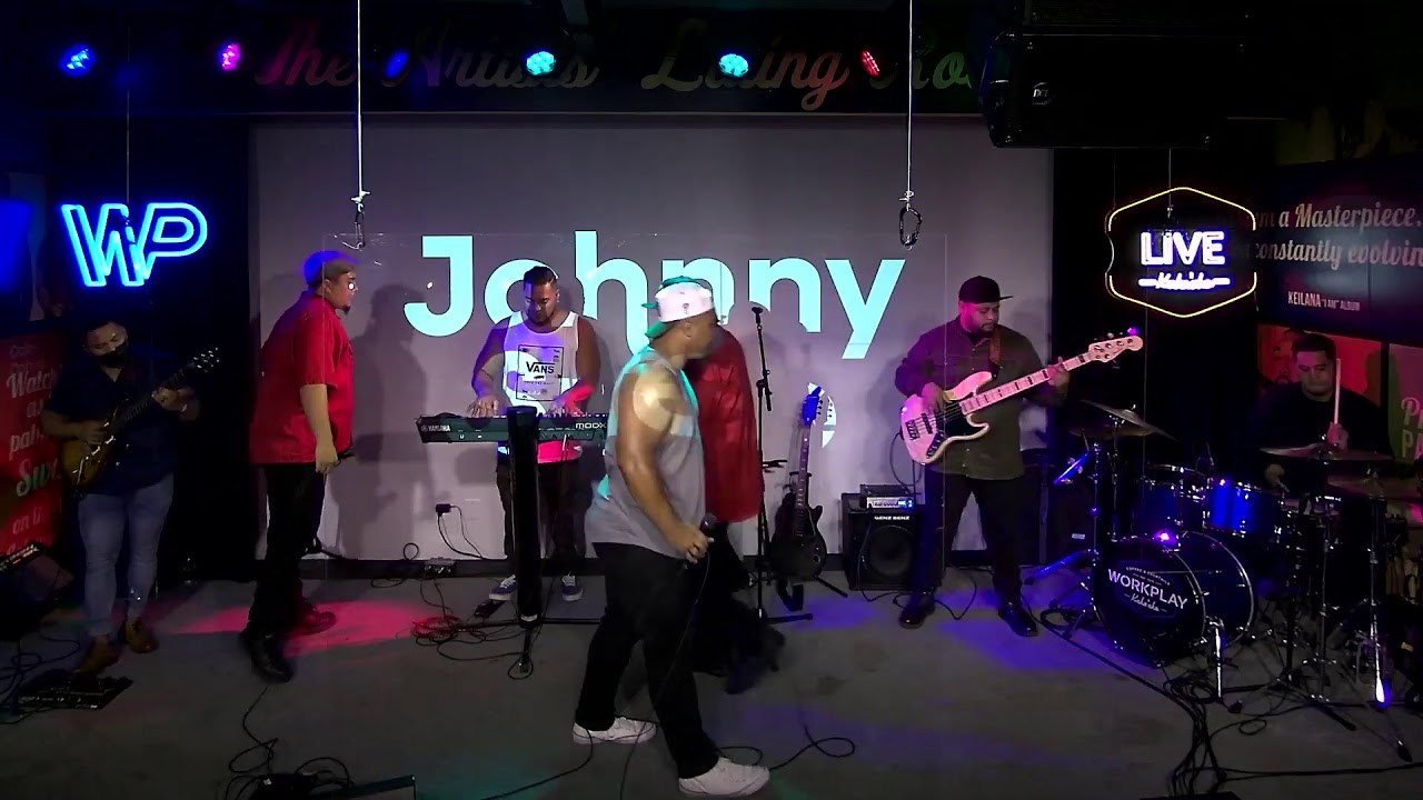 JOHNNY SUITE LIVE!! - YouTube