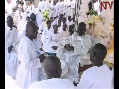 Thousands celebrate cult leader, Owobusobozi Bisaka's, 85th birthday ...