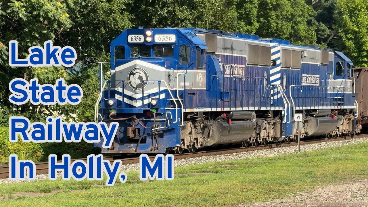 Lake State Railway Northbound Through Holly, MI - YouTube