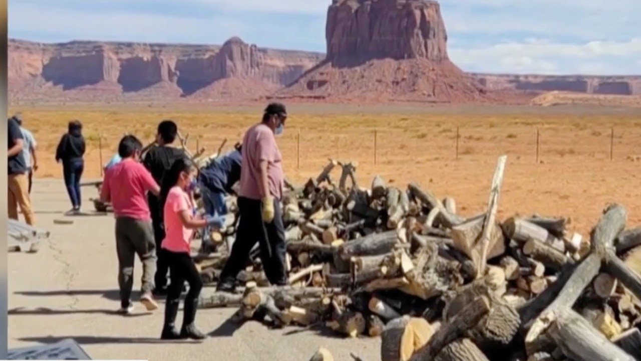 Navajo Strong brings hope and supplies to Navajo Nation - YouTube