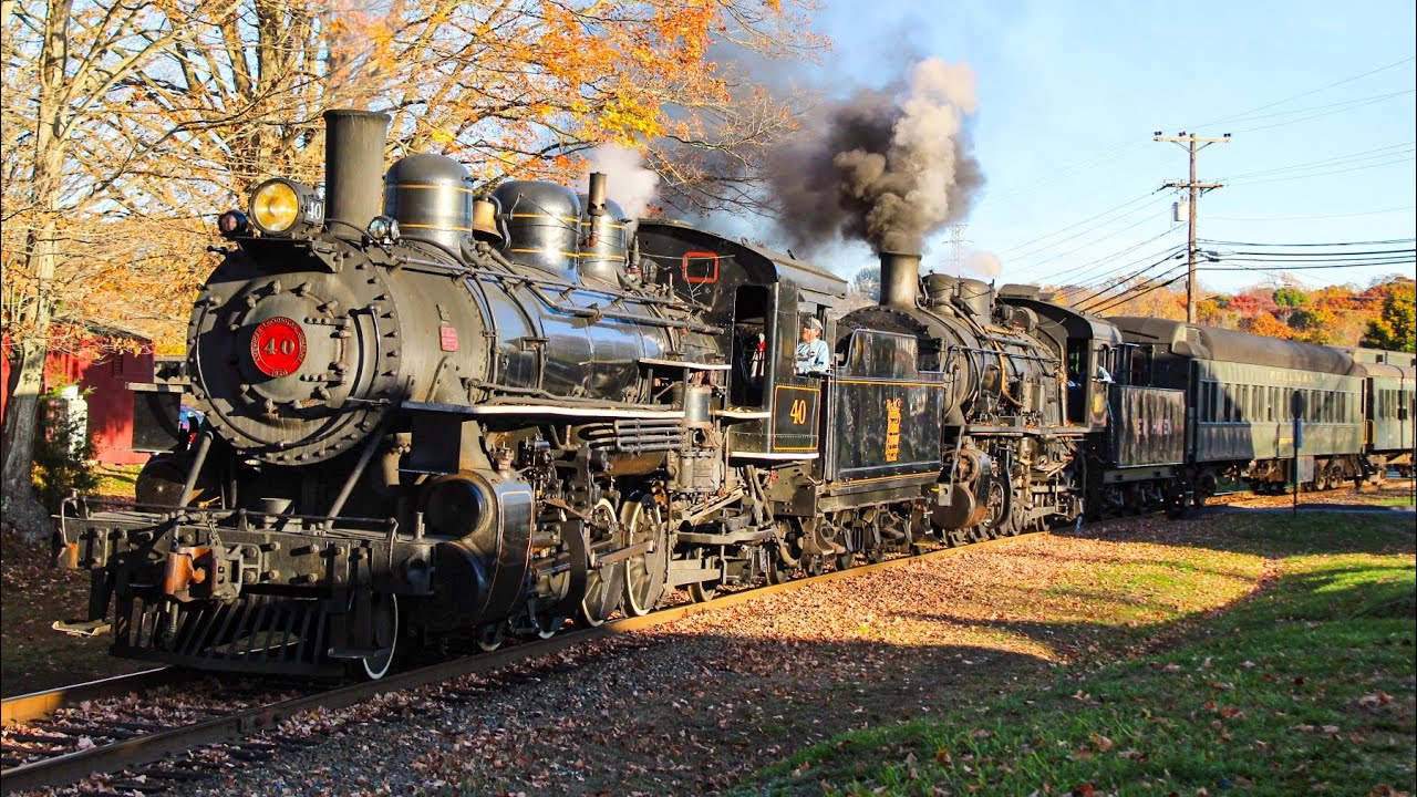 Valley Railroad 40 & New Haven 3025: A Doubleheaded Special - YouTube