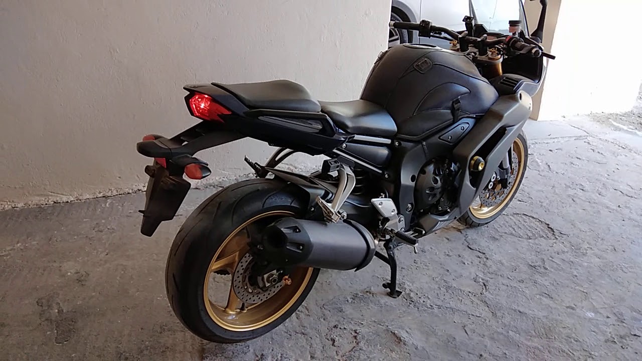 Yamaha FZ1 GT cold start after 1 year - YouTube