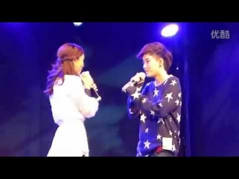 Tina and Aom singing Sob ta - YouTube
