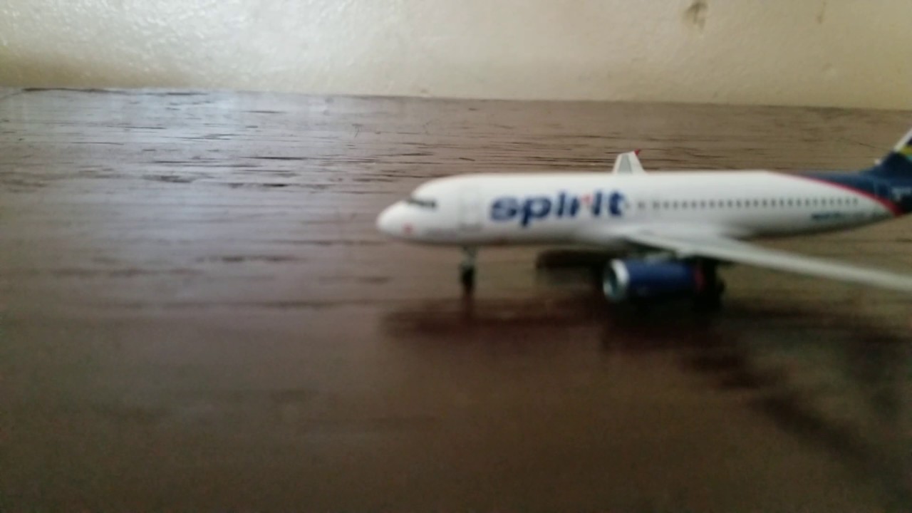 Aeroclassics Spirit a320 unboxings (without & with sharklets) - YouTube