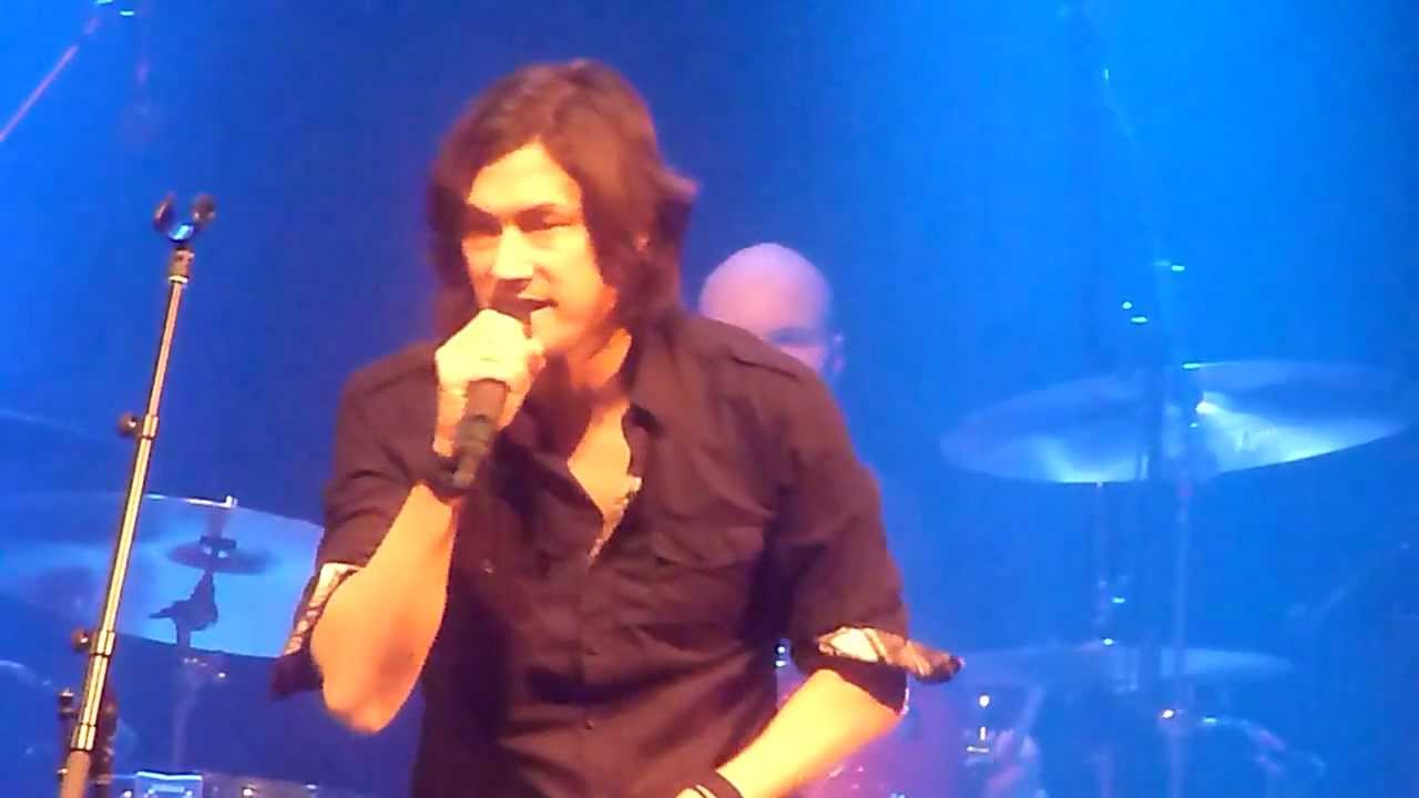 David Usher (Moist) - Silver (Live In Montreal) - YouTube