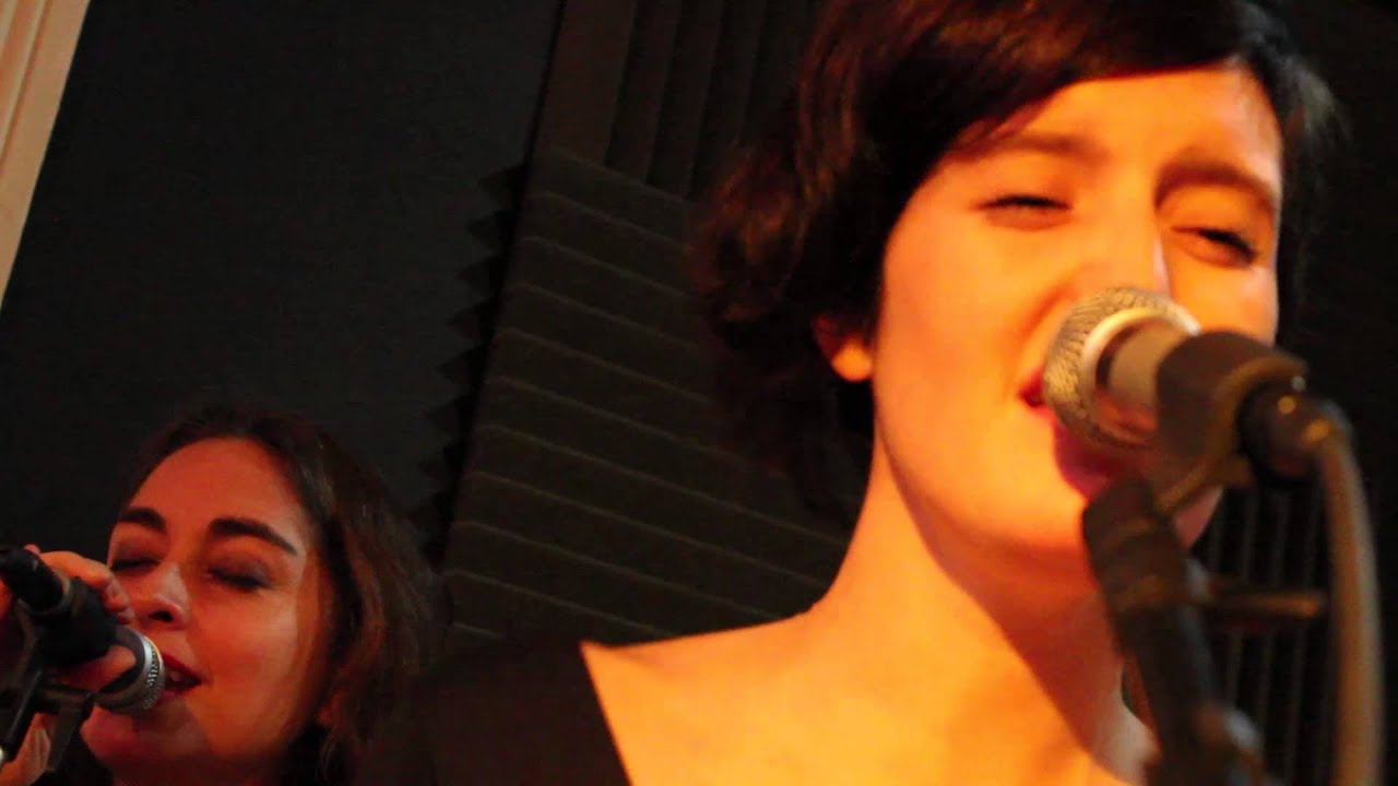 Laura Corazzina - Prueba de sonido en CIRCE - YouTube