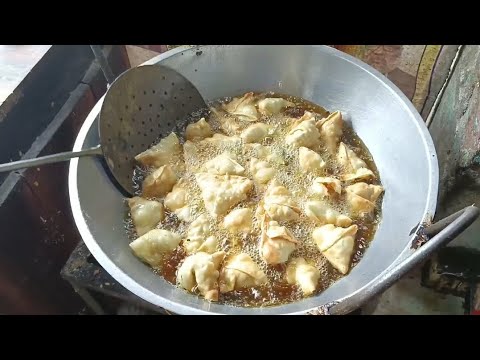 Instant Hot Singara Best Street Food In Bangladesh At 5 taka। Travel ...