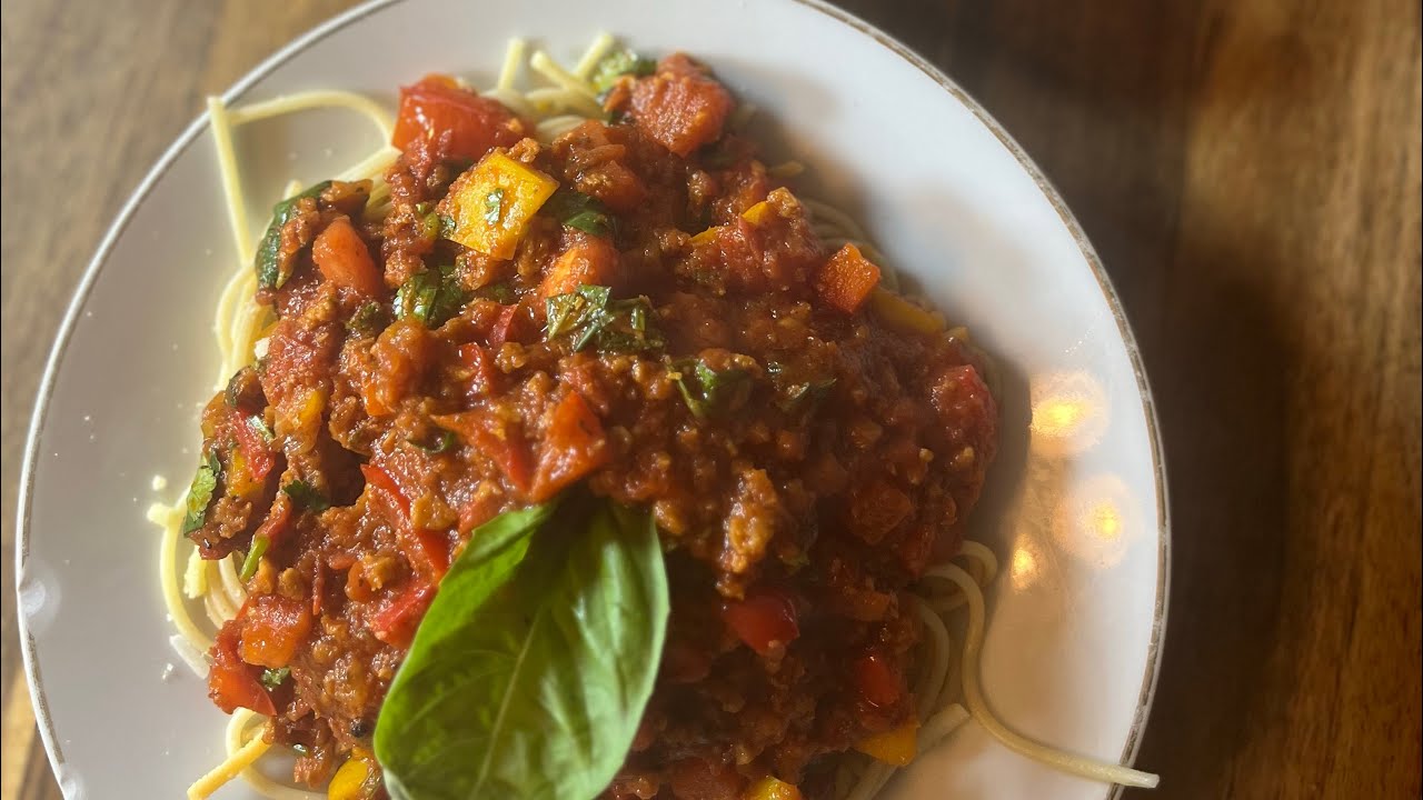 Delicious and Quick Sexy Spaghetti Recipe for Date Night - YouTube