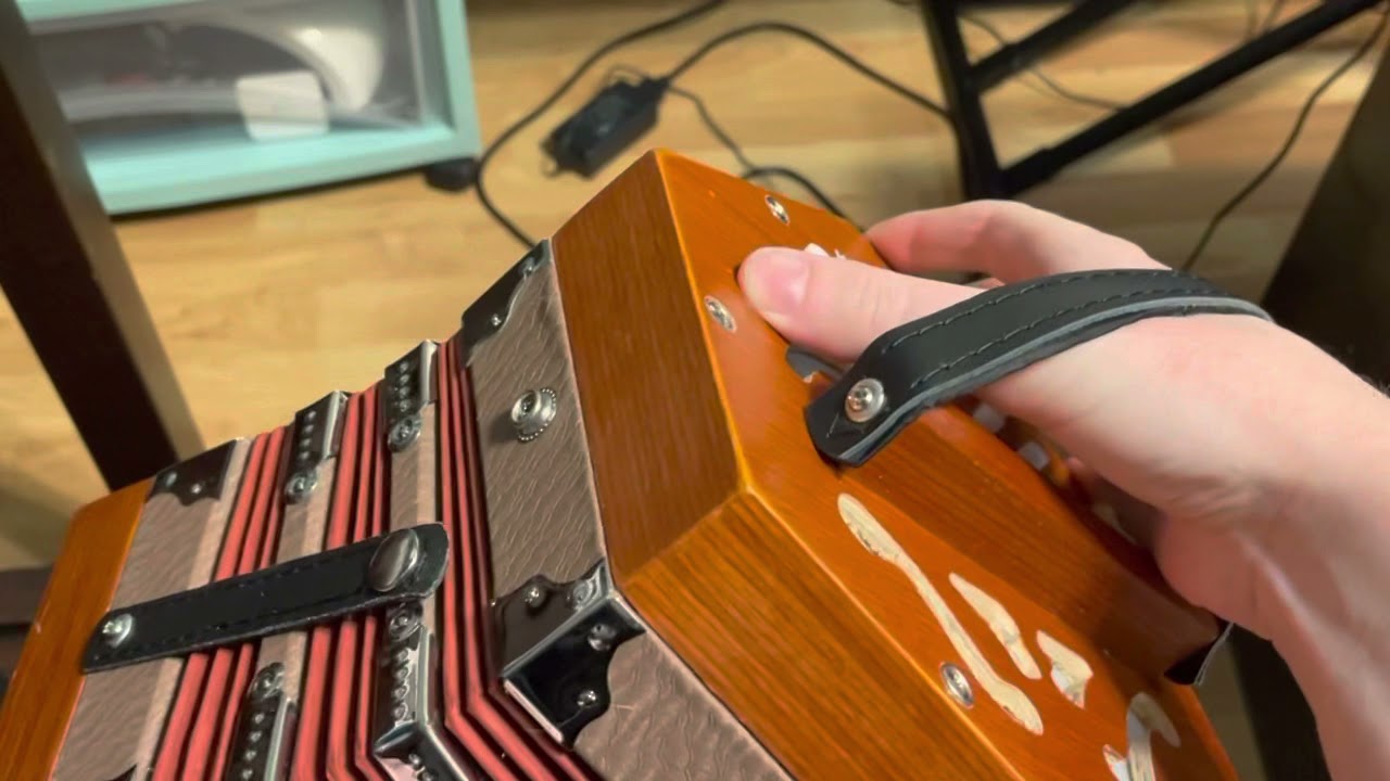 Hohner D40 Demonstration - YouTube