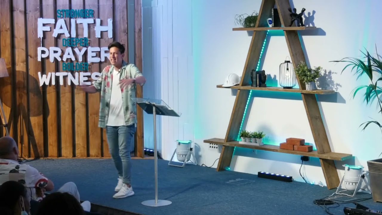 Living for Jesus - David Dodwell - YouTube