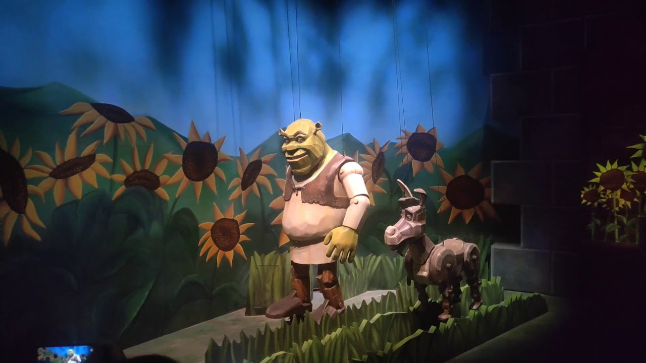 Shrek at MotionGate - YouTube