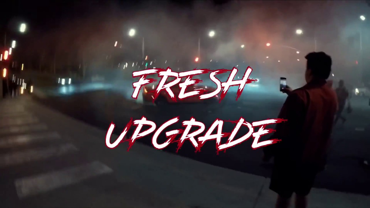 CRAZY!!! Car Doing Donuts In The middle of the Street!!! - YouTube