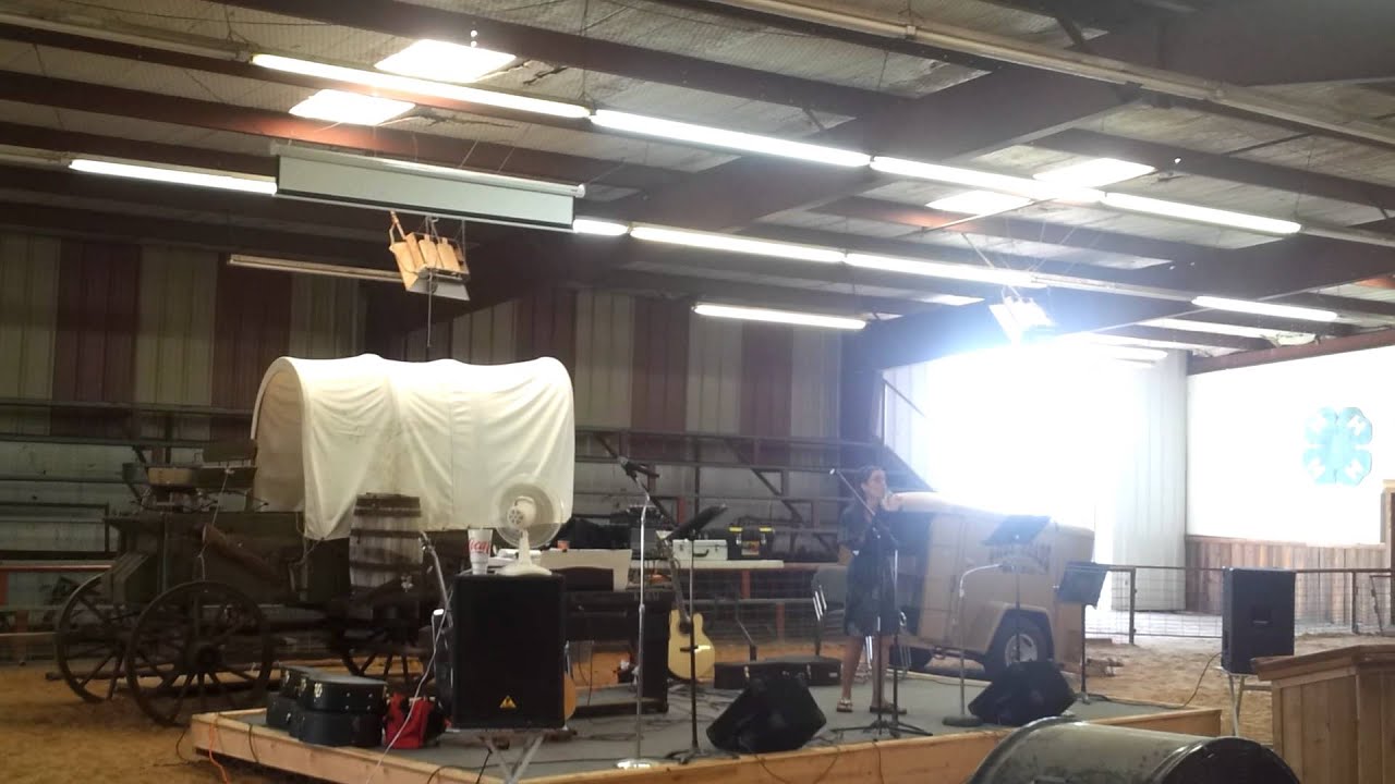 Gena Waitman sings Amazing Grace (acapella) - YouTube