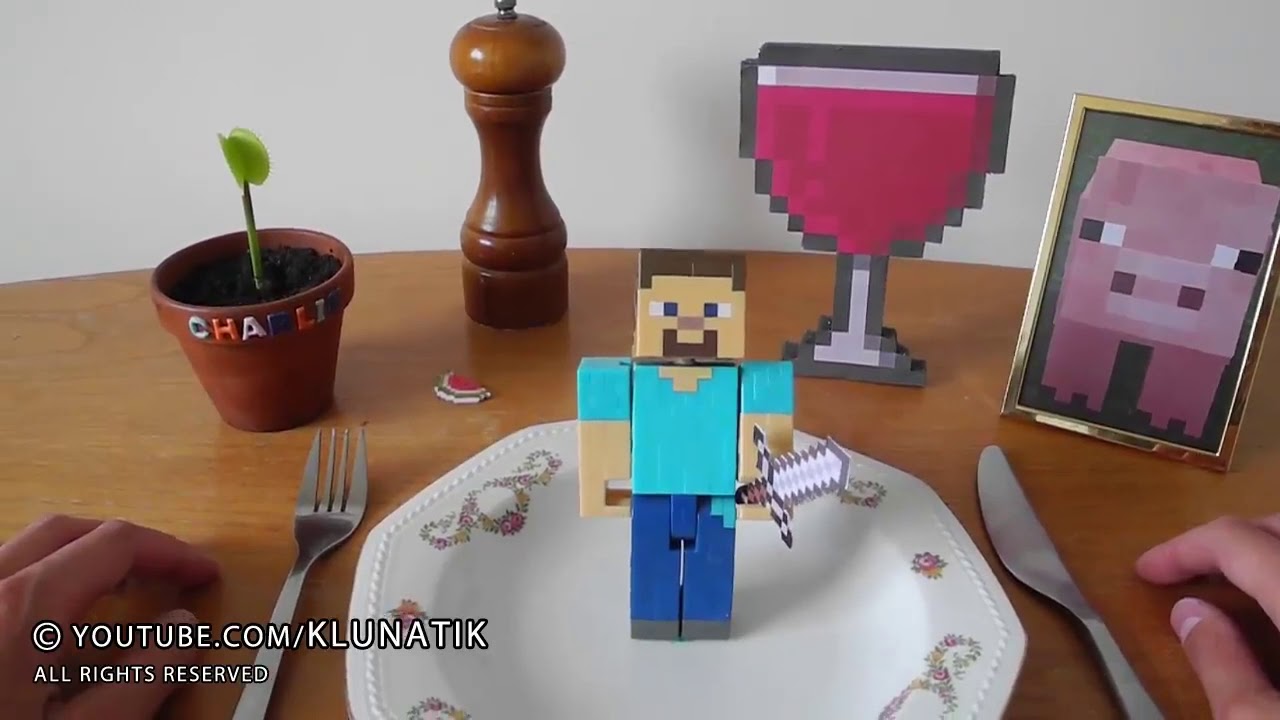 MINECRAFT; EATING STEVE - YouTube
