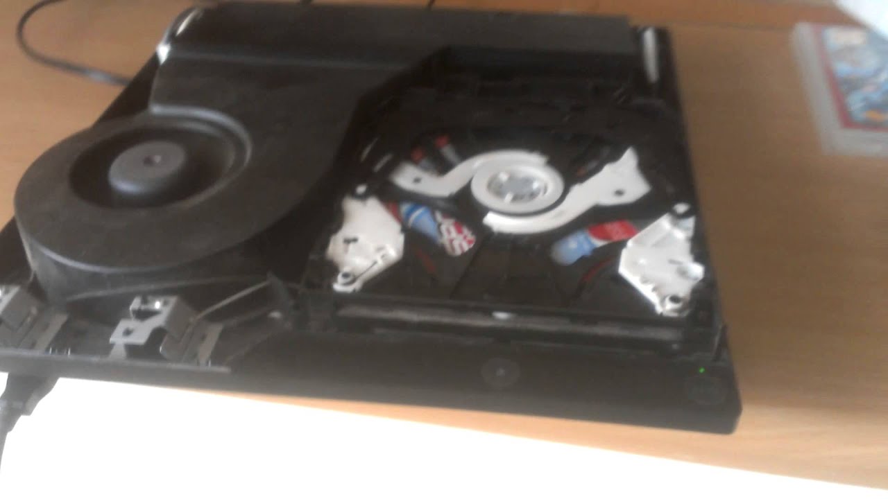 Ps3 Slim problem z napędem - YouTube