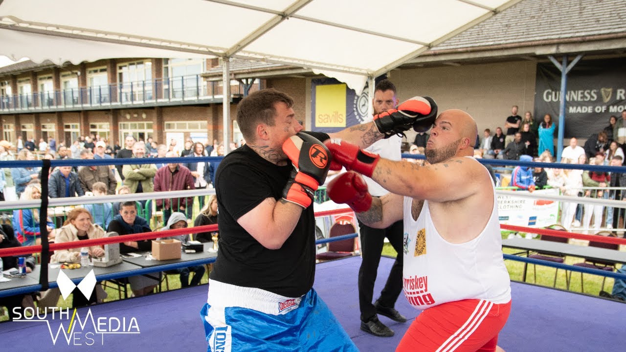 WBWCB The Return Bout 8 Gary Andrews Vs Brett Nancarrow - YouTube