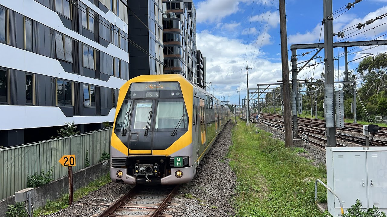 Sydney Trains: M11 + M9 arriving at Lidcombe - YouTube