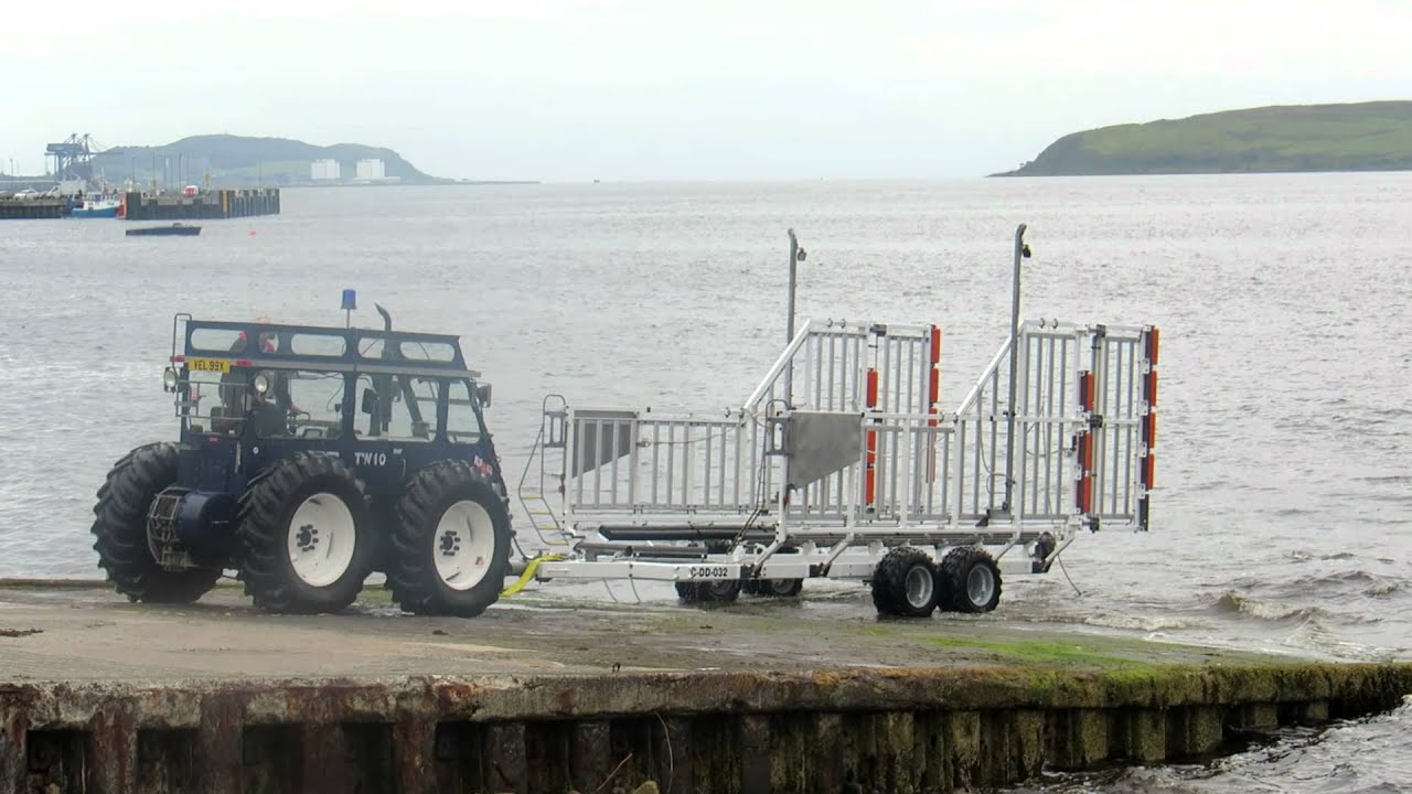 LARGS LIFEBOAT PRACTICE 1 - YouTube