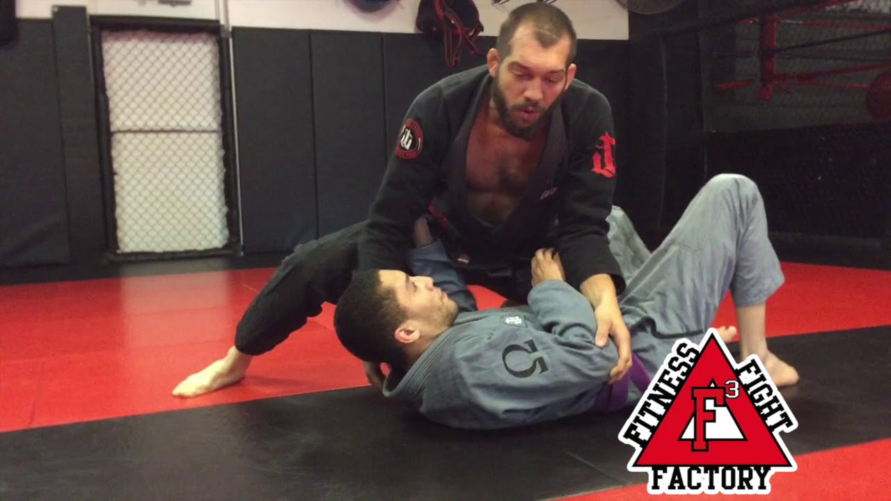 Darce Choke From Knee On Belly ft. Evan Cutts - YouTube